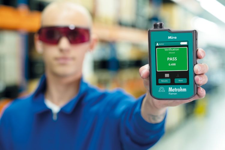 Transition RMID Operations Between Handheld Raman Devices | Metrohm