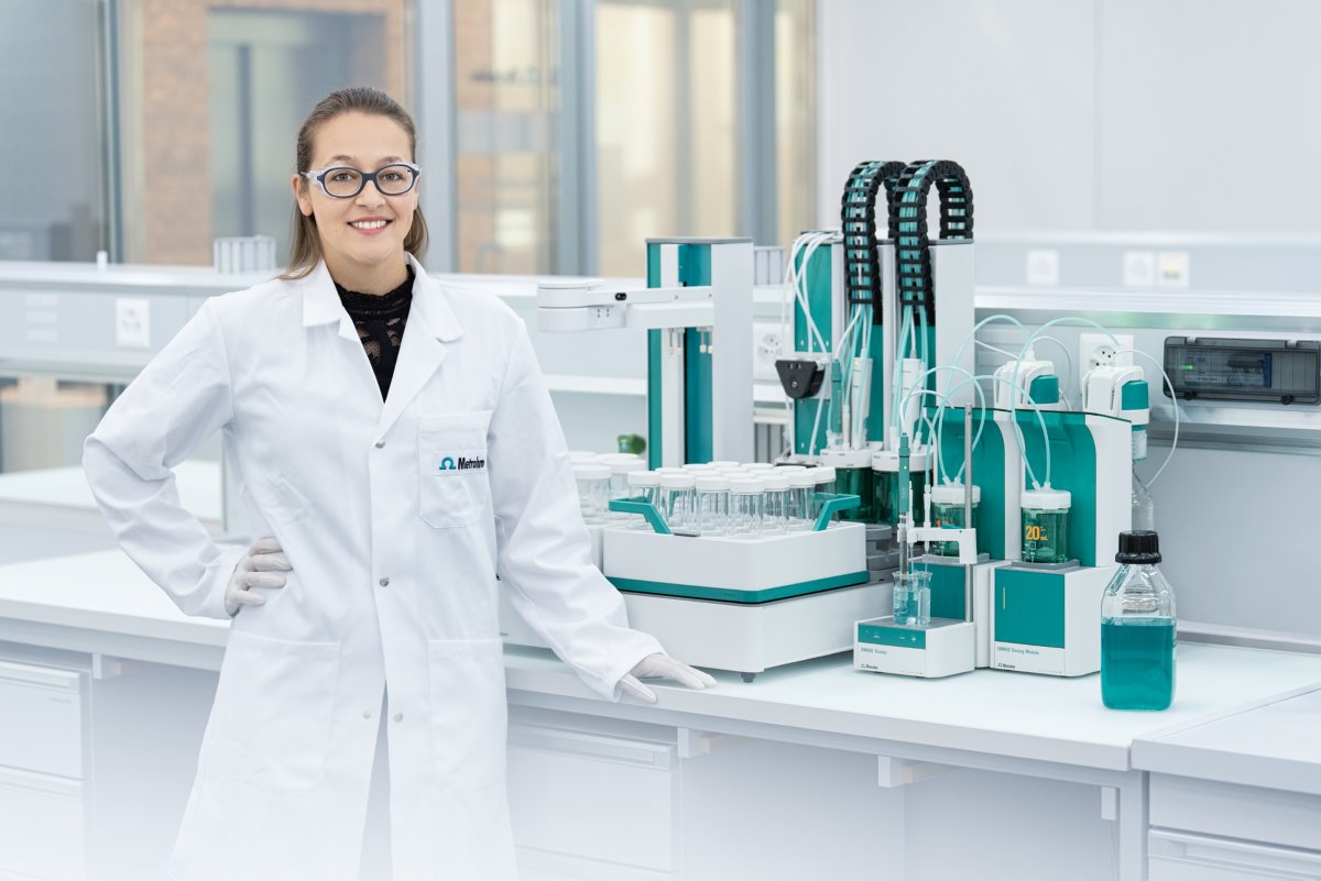 Potentiometric titrator OMNIS | Metrohm