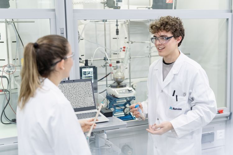 Chemielaborant / Lab Technician 100% (w/m/d) | Metrohm