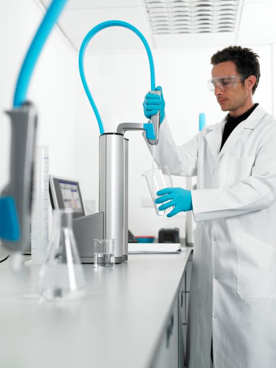 Lab water purification system | Metrohm