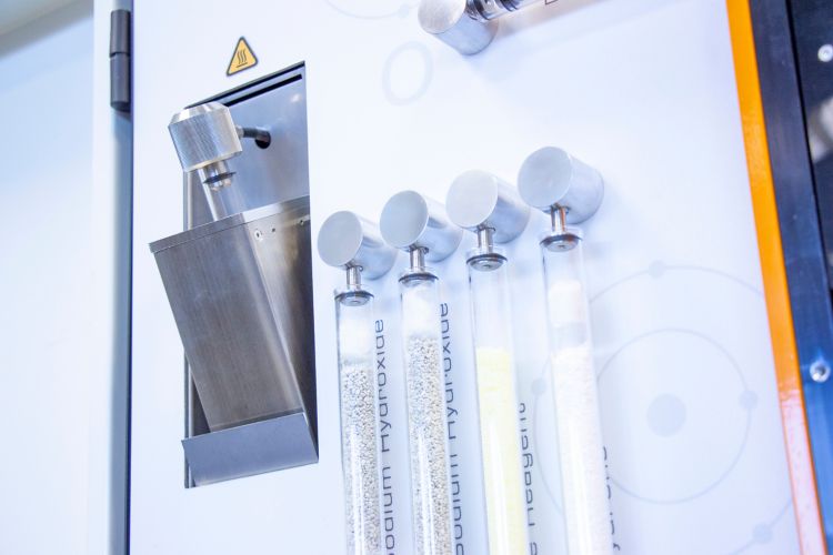 Oxygen, Nitrogen, Hydrogen Analysers | Metrohm